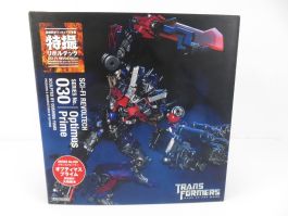 Transformers Revoltech 030 DOTM Optimus Prime
