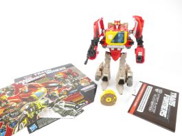 Transformers Generations FOC Blaster
